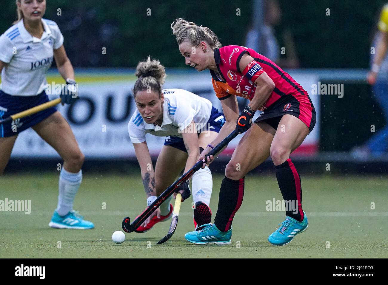 TILBURG, NETHERLANDS - MAY 19: Lisa Scheerlinck of Oranje-Rood D1 ...