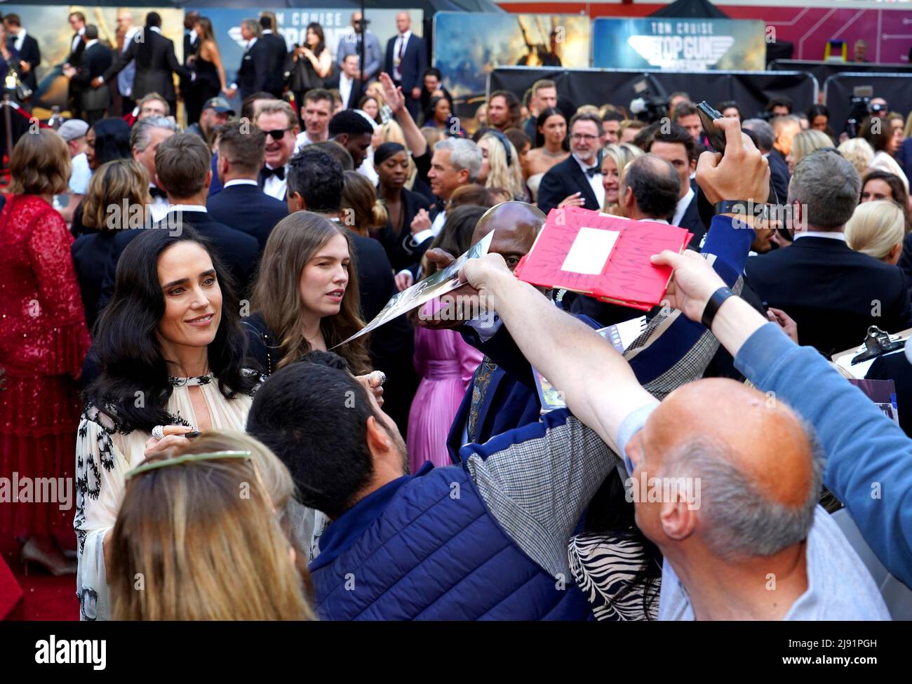 Jennifer Connelly signs autographs for fans attending the UK premiere ...