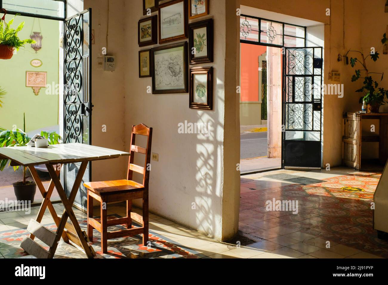 Escargot Bakery and Coffee Shop in Merida Historical Center , Yucatan ...