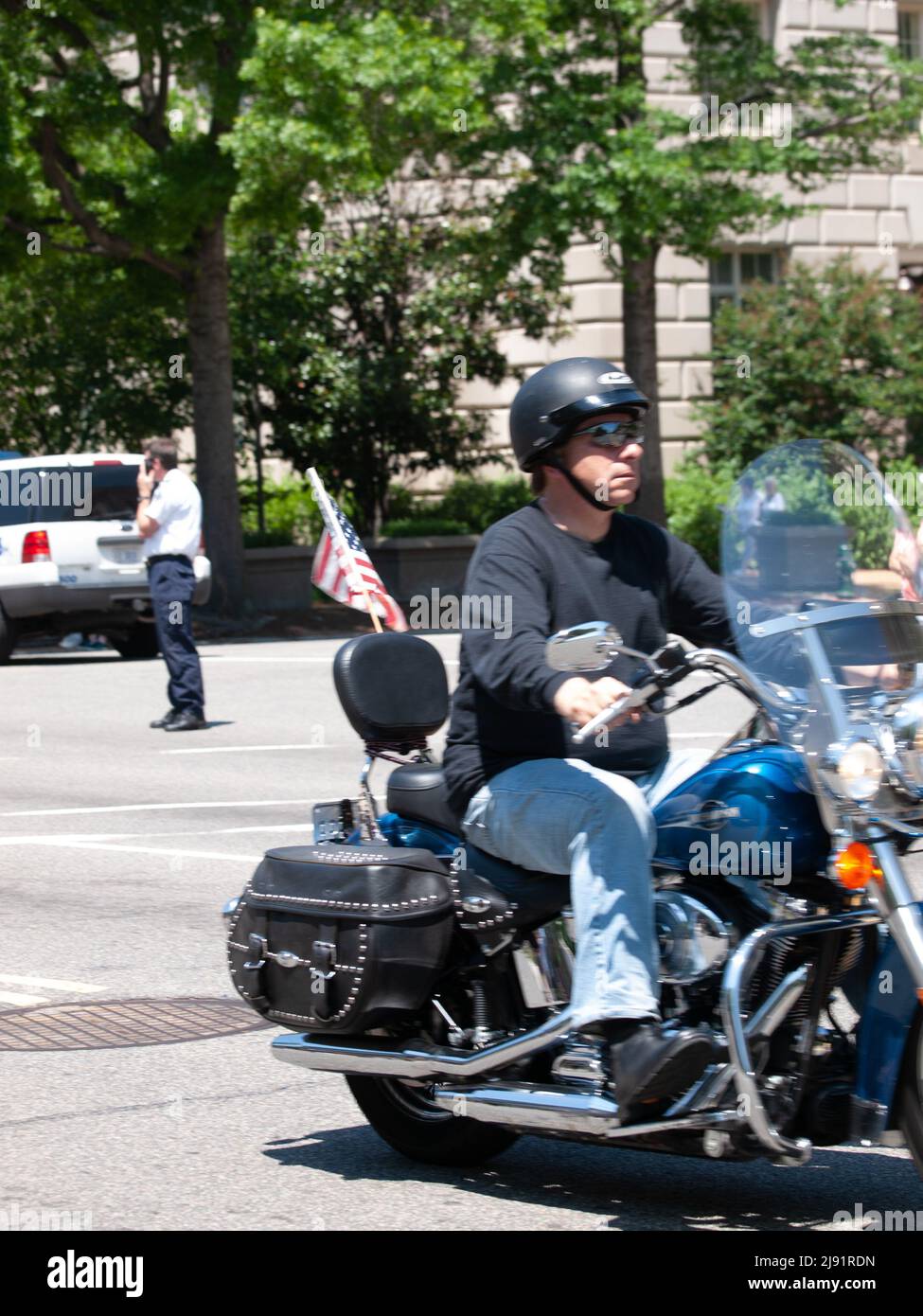 Motorcycle parade pentagon hi-res stock photography and images - Alamy