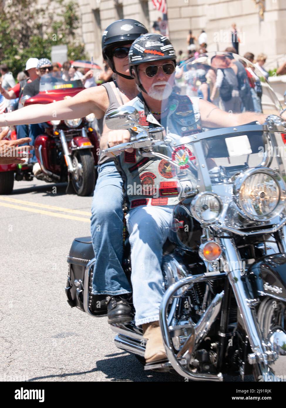 Motorcycle parade pentagon hi-res stock photography and images - Alamy