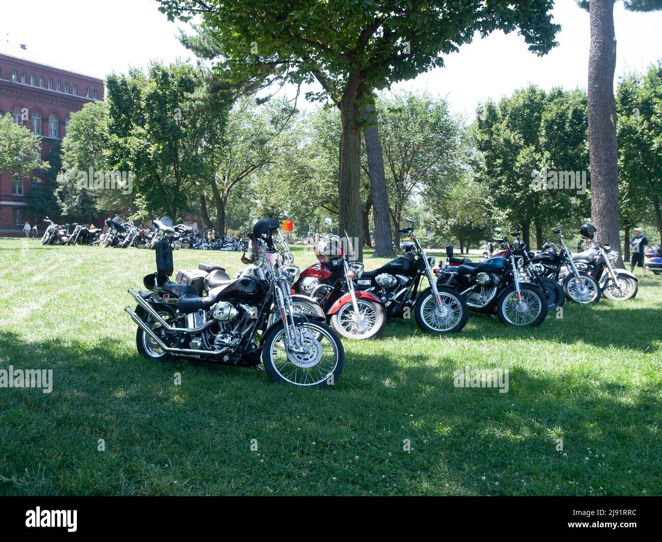 Rolling road motorcycle hi-res stock photography and images - Alamy