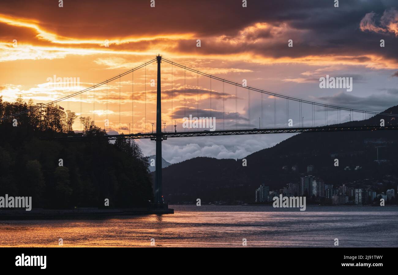 Stanley Park, Lions Gate Bridge and City with Mountains in Background ...