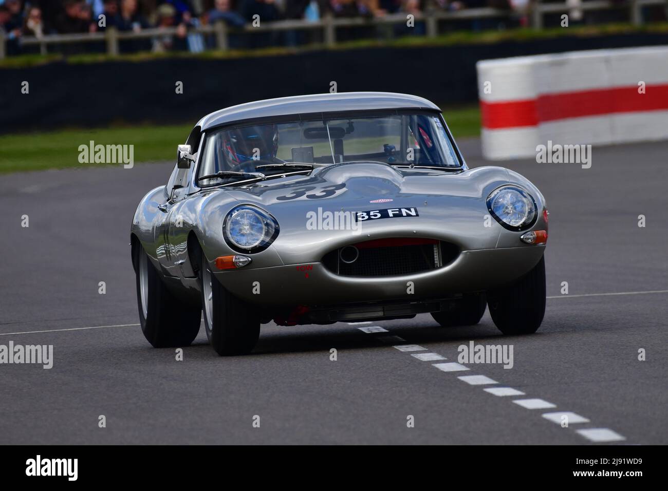 Phil Keen, Jon Minshaw, Jaguar E-Type, Graham Hill Trophy, a two driver ...