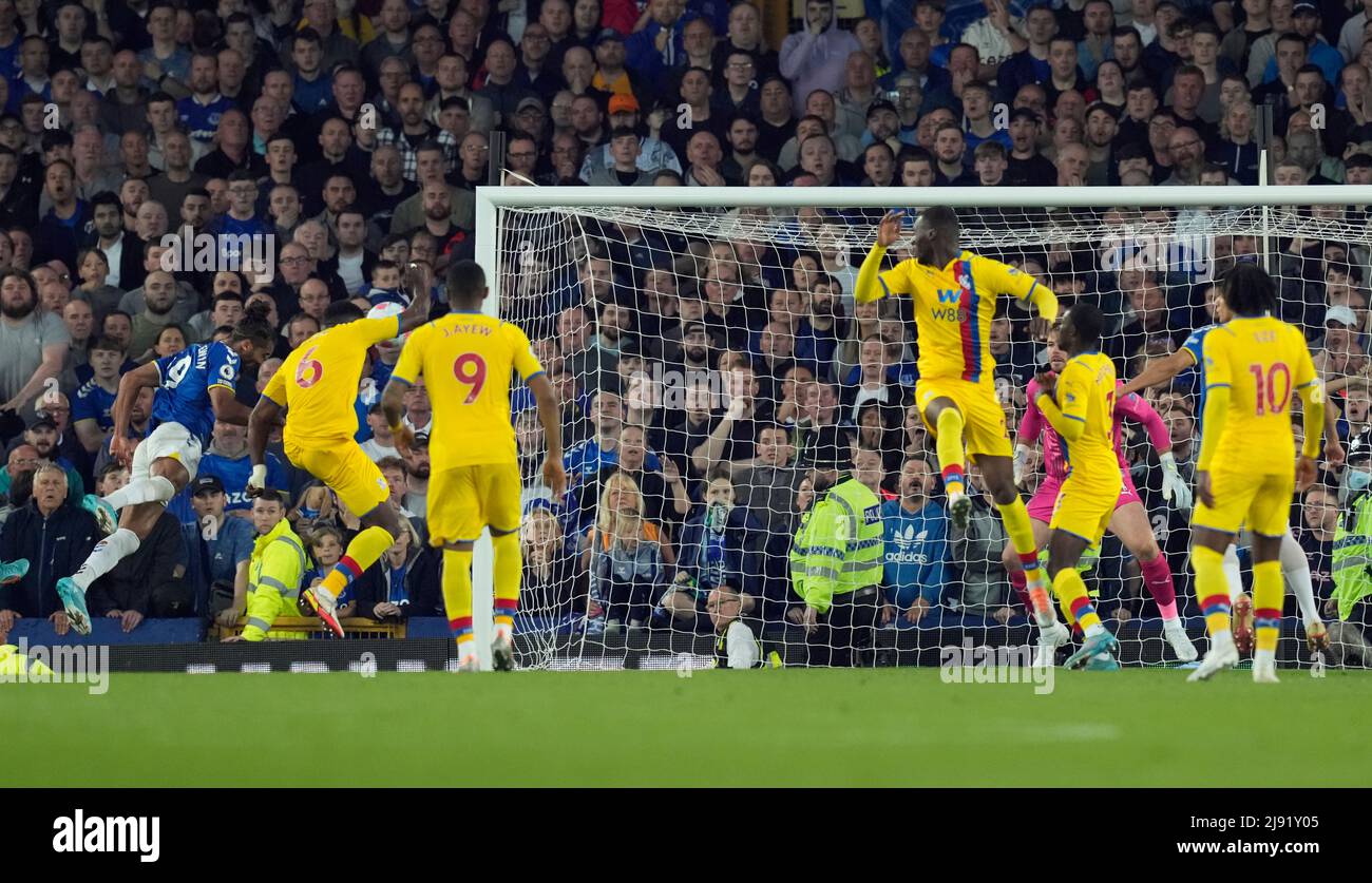 Dominic calvert lewin palace 2022 hi-res stock photography and images ...