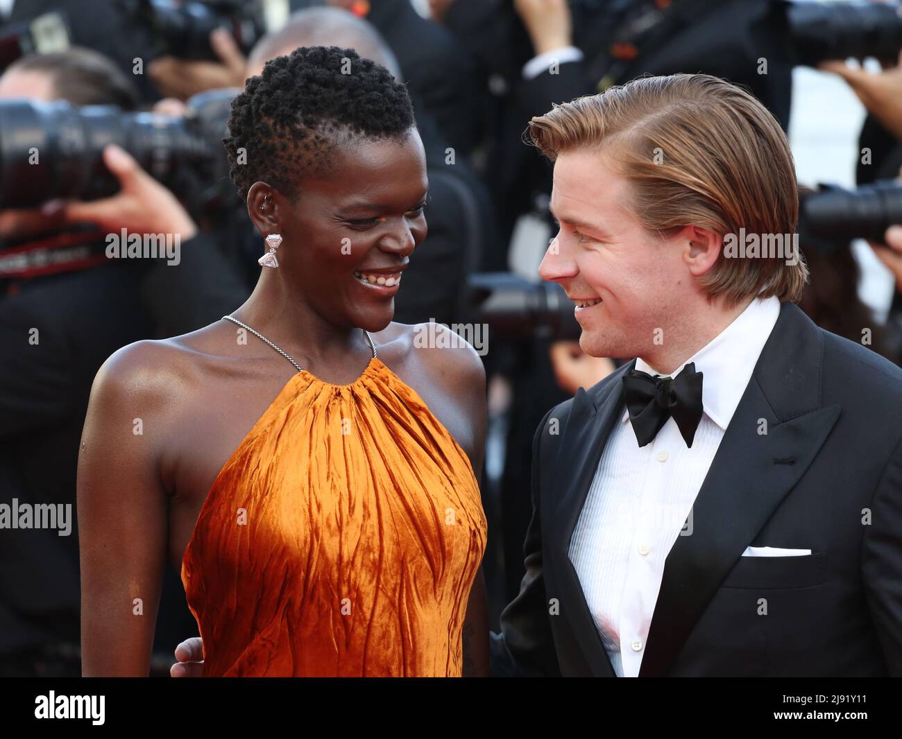 Cannes, France. 19th May, 2022. Jack Lowden and Sheila Atim arriving on ...