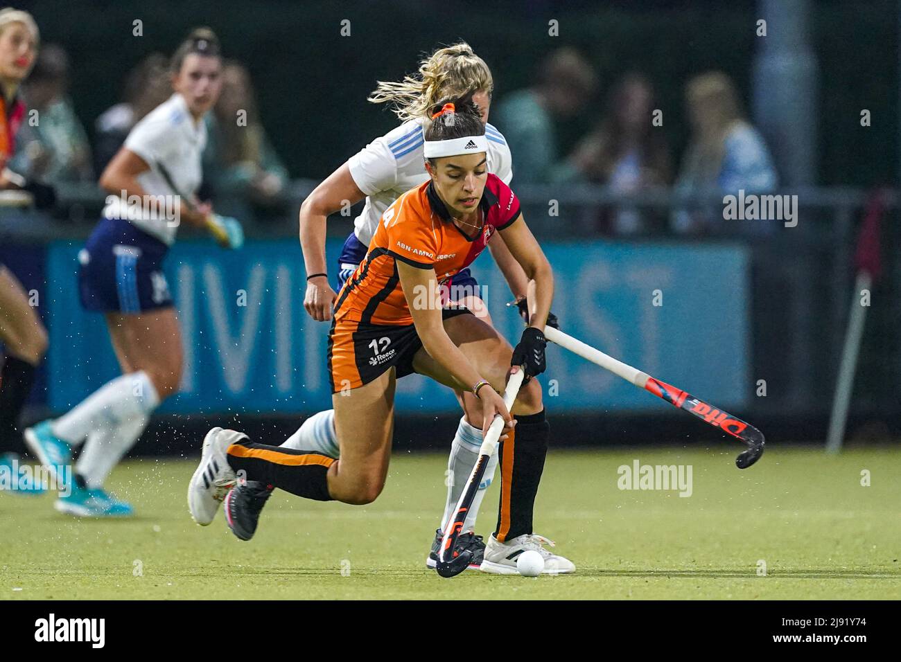 TILBURG, NETHERLANDS - MAY 19: Nora Bruinsma of Oranje-Rood D1 during ...