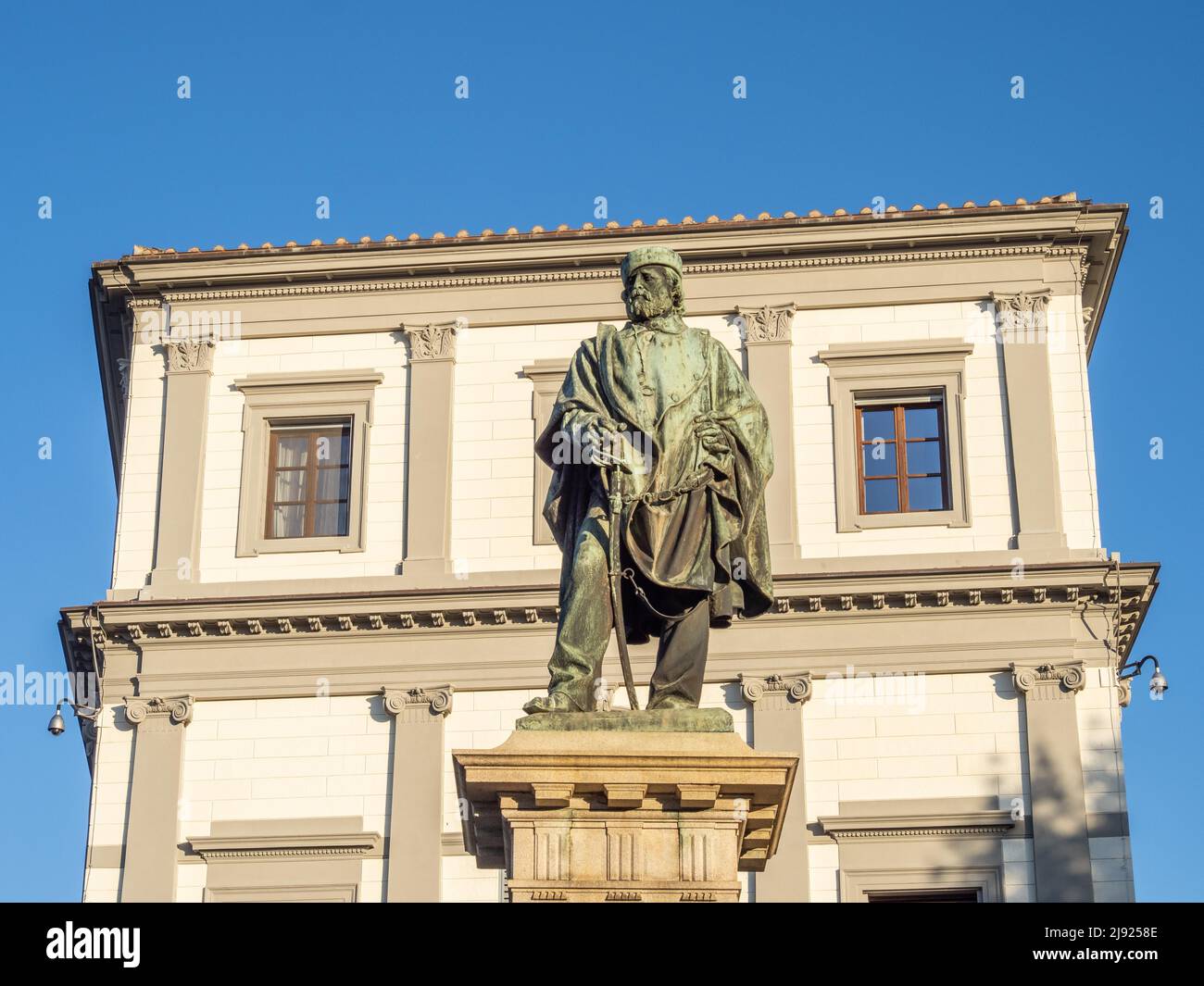 Statue of Guiseppe Garibaldi, Florence, Tuscany, Italy Stock Photo - Alamy