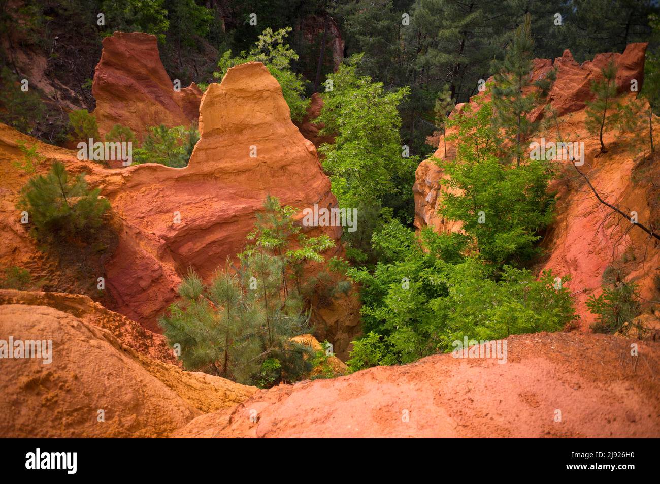 Ochre nature trail, Le Sentier des Ocres, former ochre mining area ...