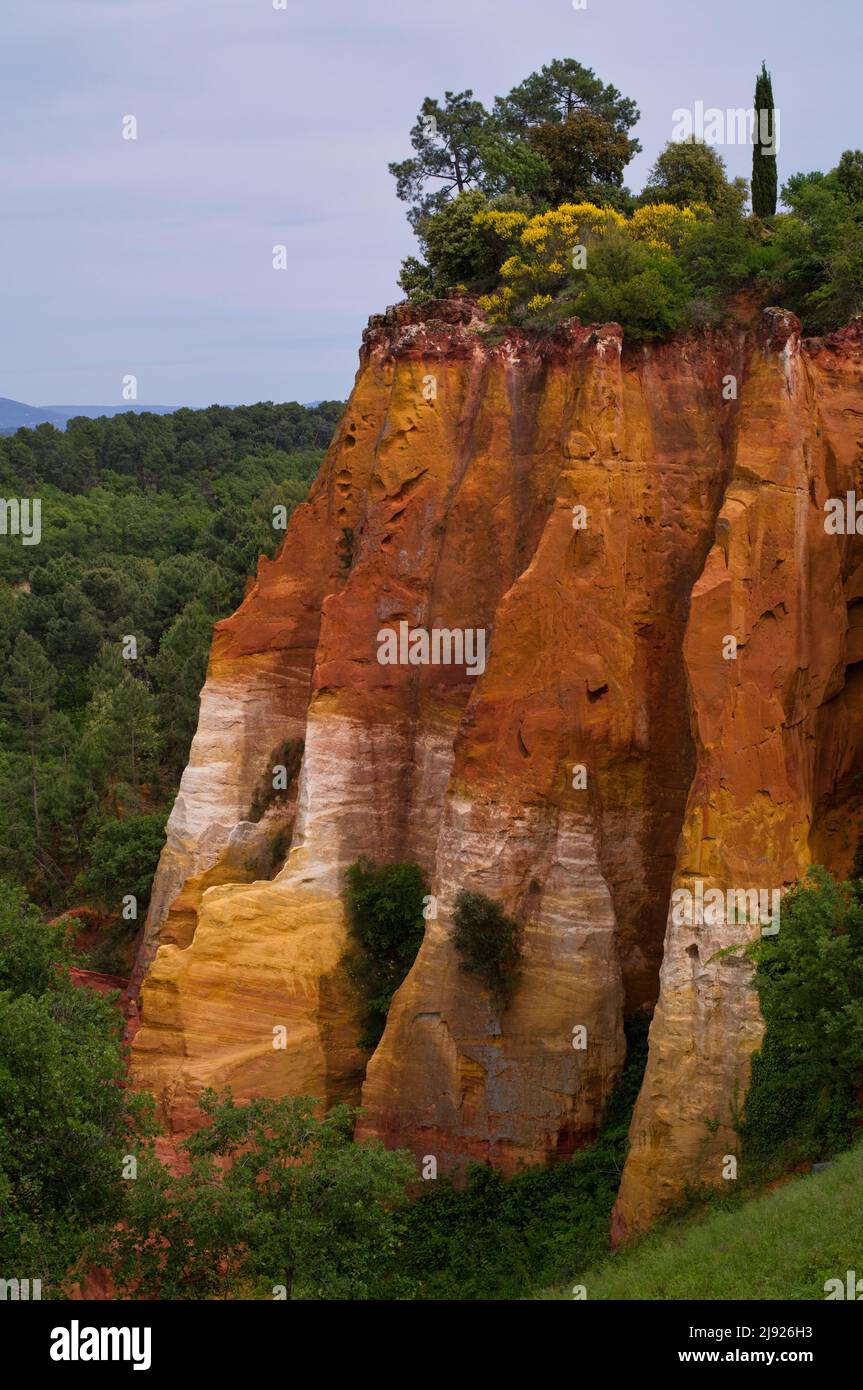 Rock face, ochre nature trail, Le Sentier des Ocres, former ochre ...