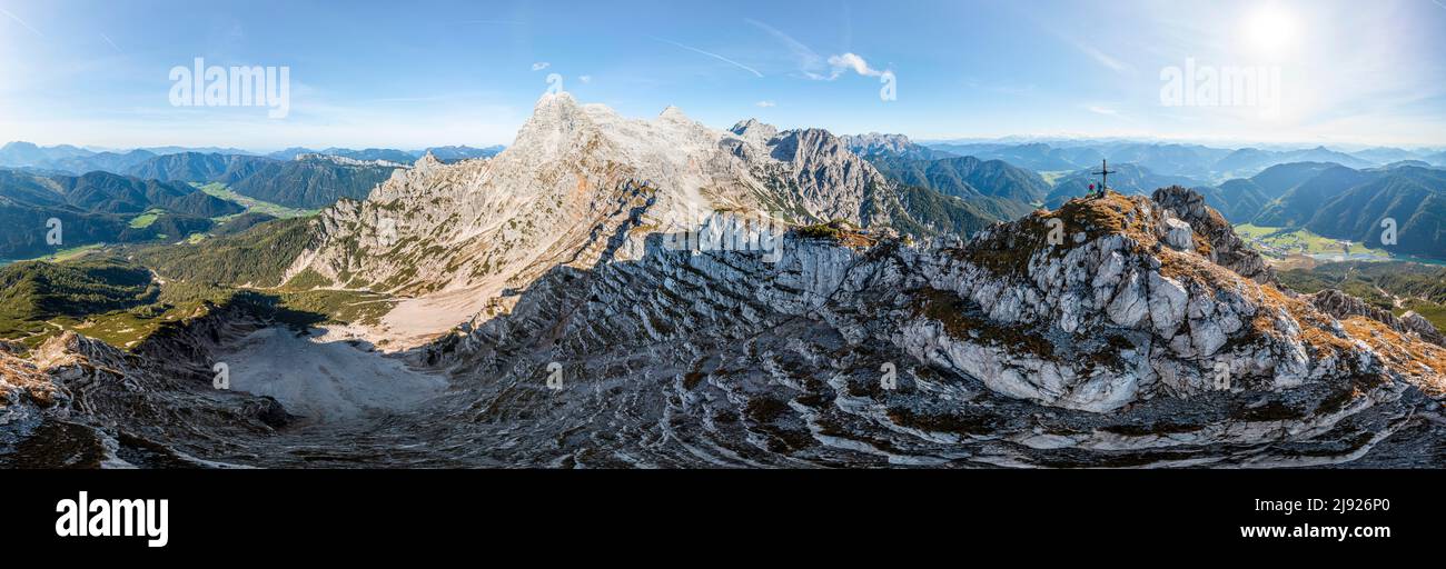 Alpine panorama, summit Seehorn, hiking trail along a ridge, view of ...