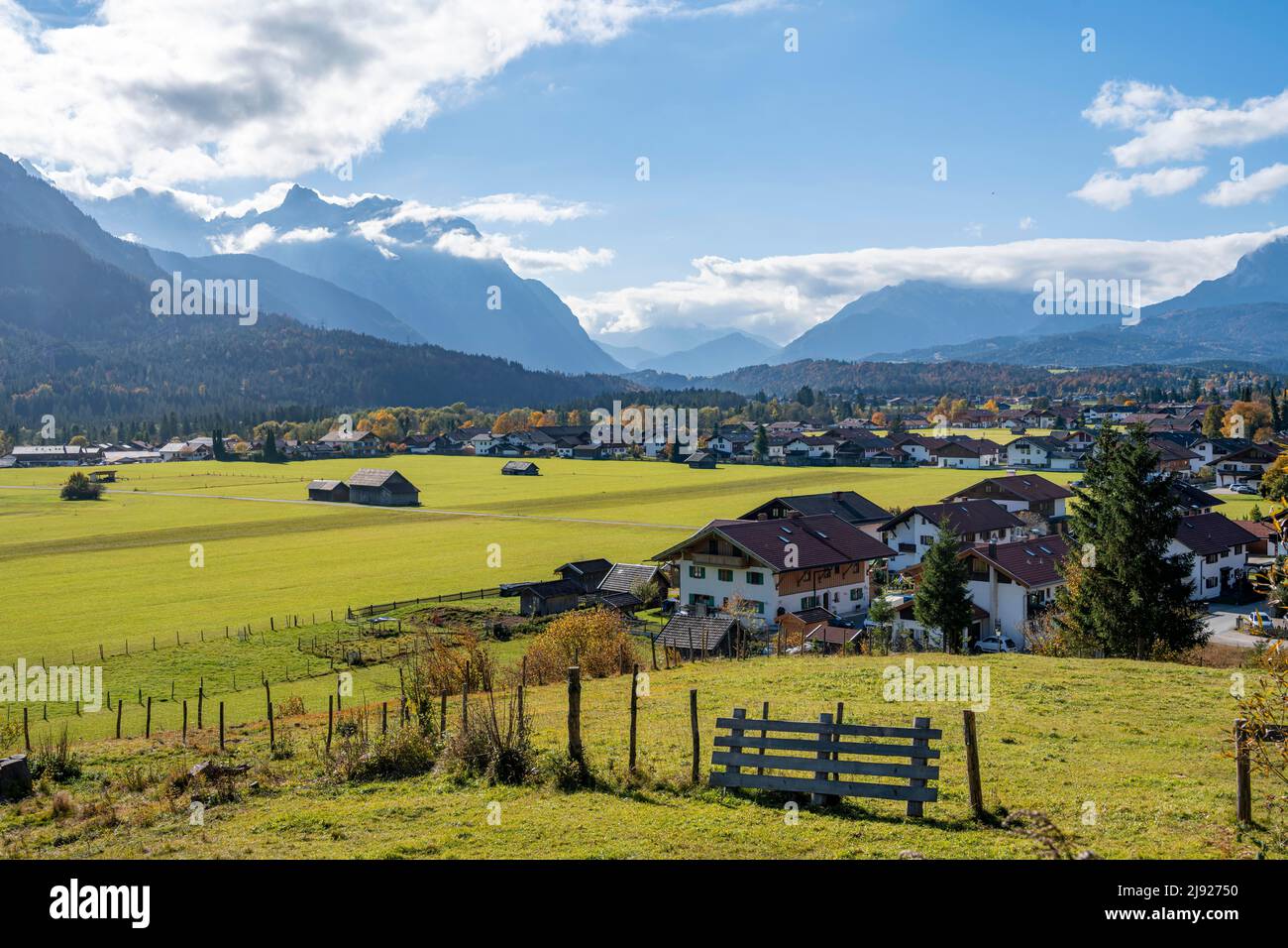 German alpine village hi-res stock photography and images - Alamy