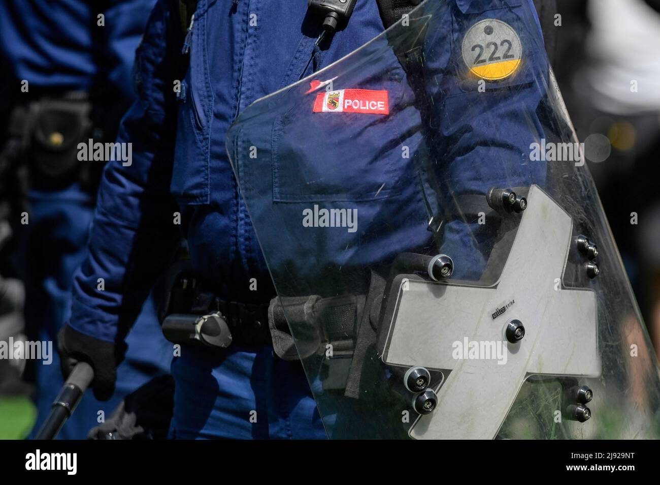Police officer equipment gear hi-res stock photography and images - Alamy
