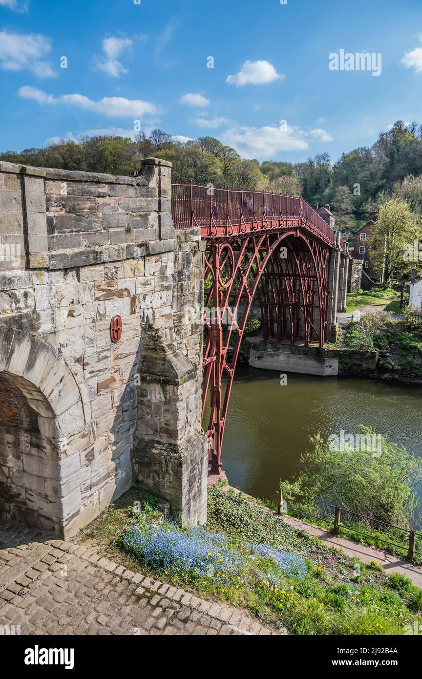 Ironbridge landscapes hi-res stock photography and images - Alamy