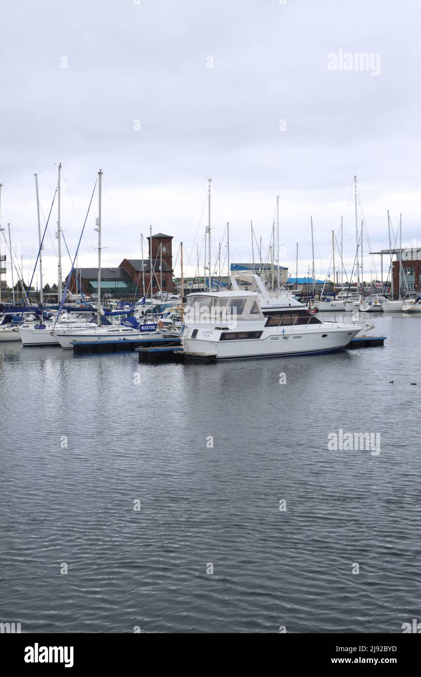 Adrossan docks hi-res stock photography and images - Alamy