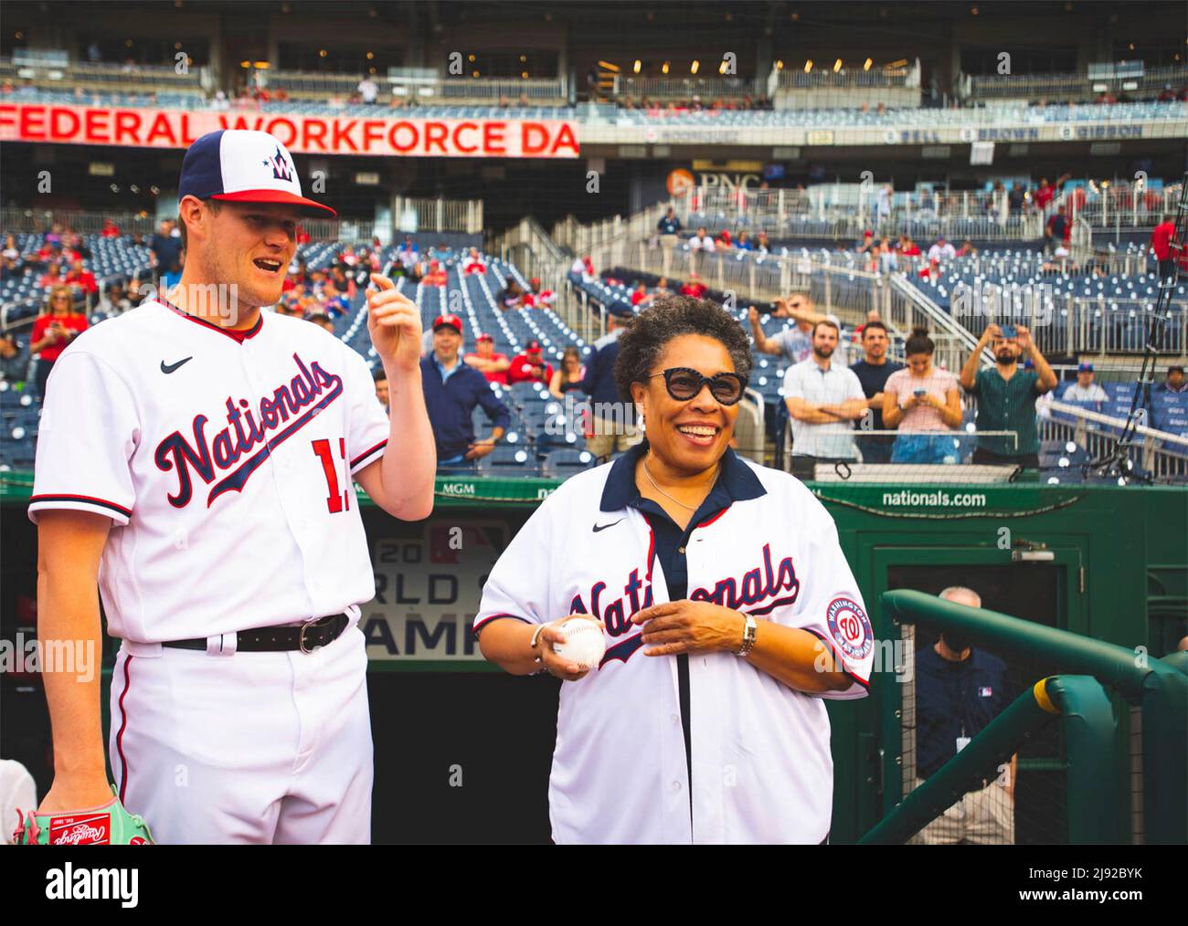 Hud secretary marcia fudge hi-res stock photography and images - Alamy