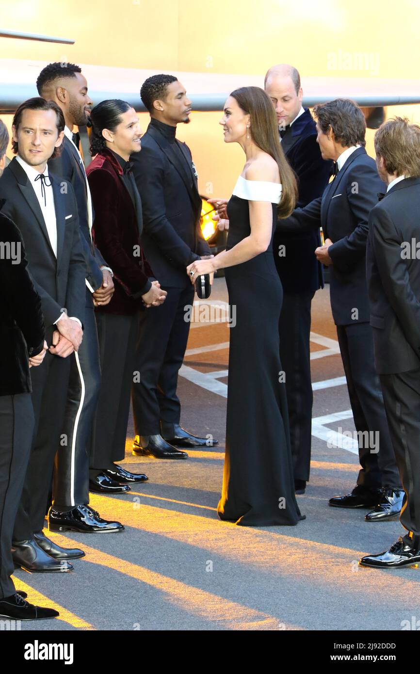 Prince William, Catherine Duchess of Cambridge and Tom Cruise, Top Gun ...