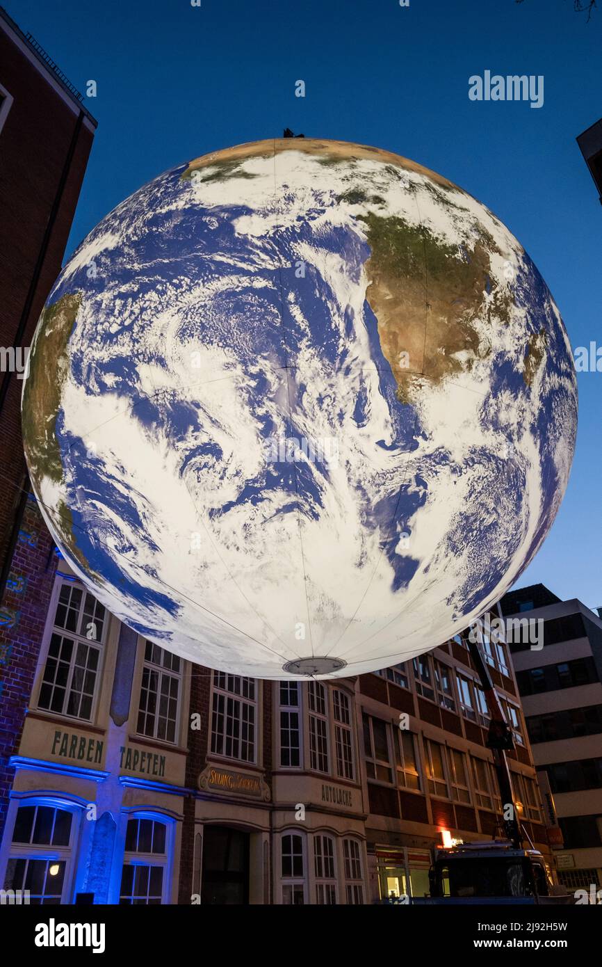 14.04.2022, Bremen, Bremen, Germany - floating, inflated globe, art ...