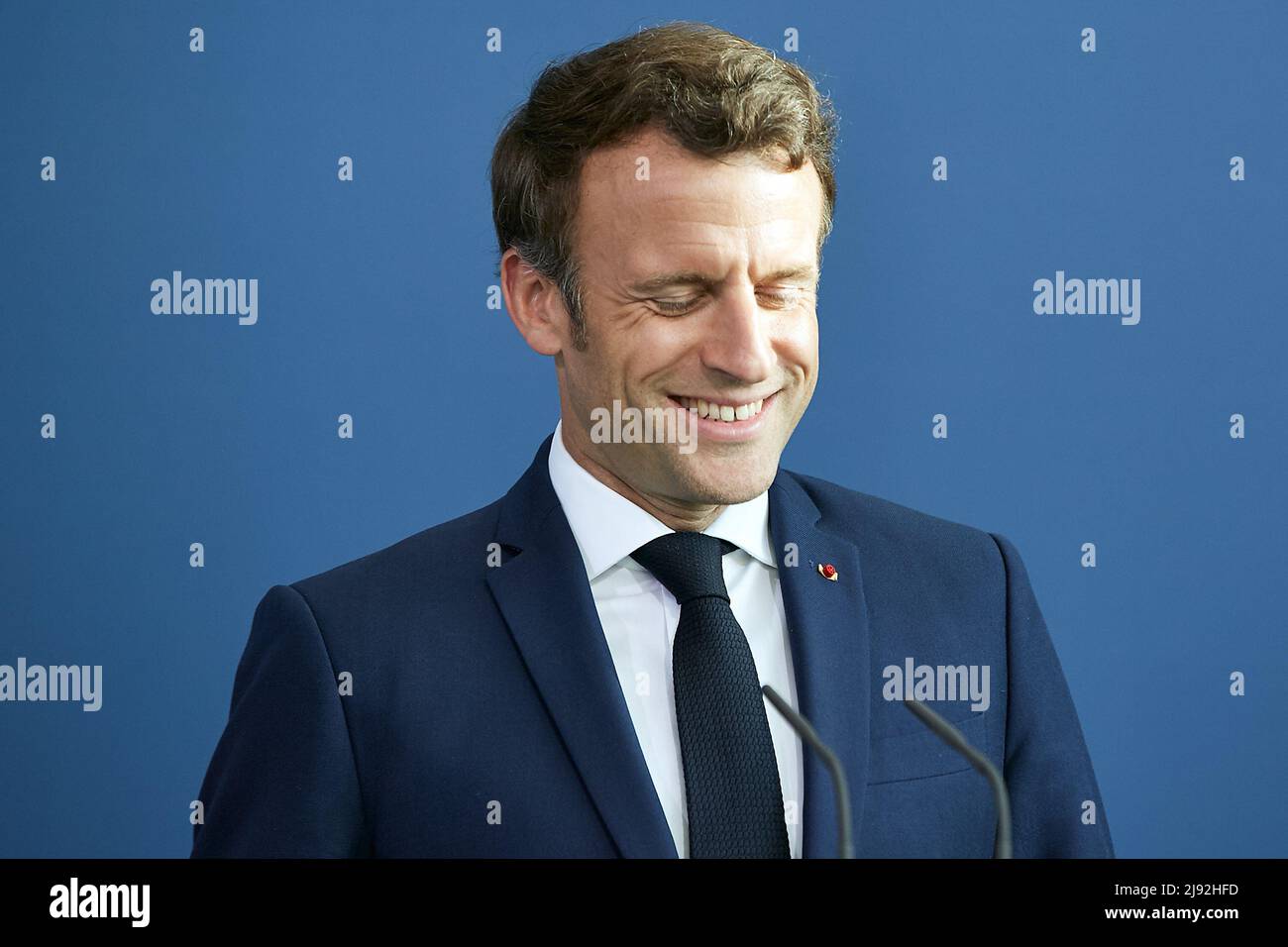 Emmanuel macron laughing hi-res stock photography and images - Alamy