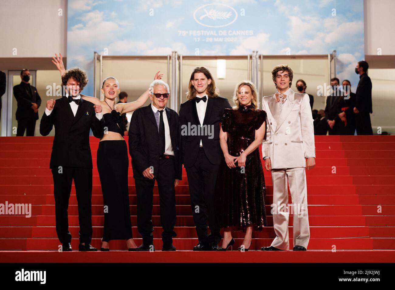 Mateusz Kosciukiewicz, Sandra Drzymalska, Jeremy Thomas, Michal Dymek ...