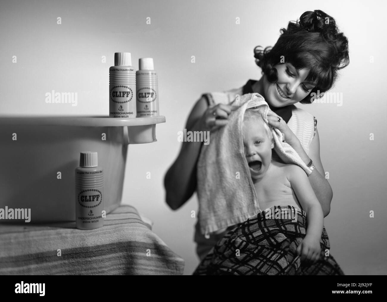 Childrens model Black and White Stock Photos & Images - Alamy