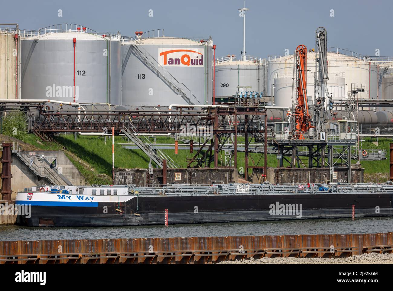 Tanquid tank farm for mineral oil products hi-res stock photography and ...