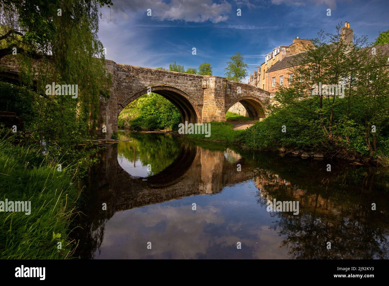 The 16th century Canongate Bridge over Jed Water, Jedburgh, Scottish ...