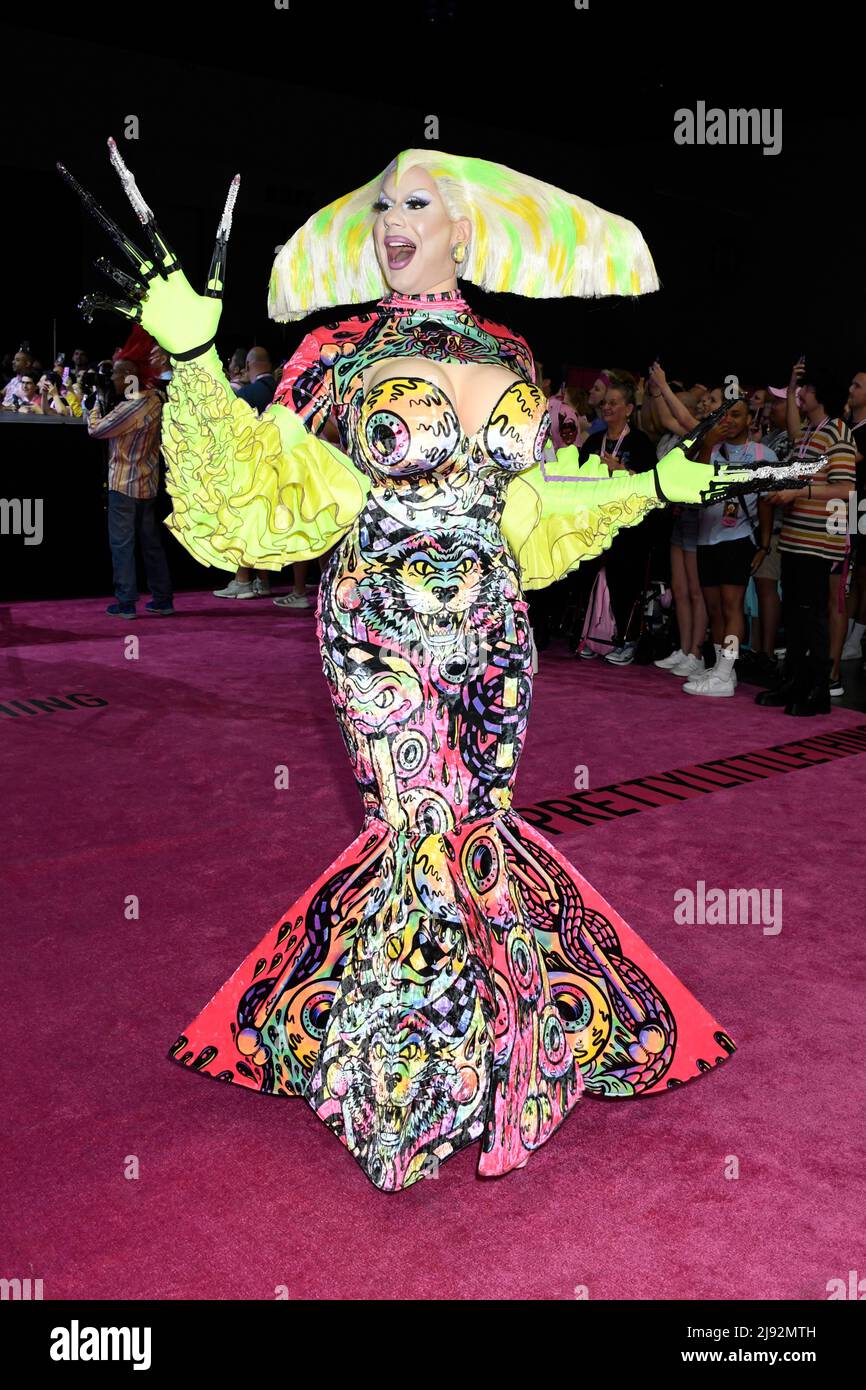 Drag queen jimbo hi-res stock photography and images - Alamy