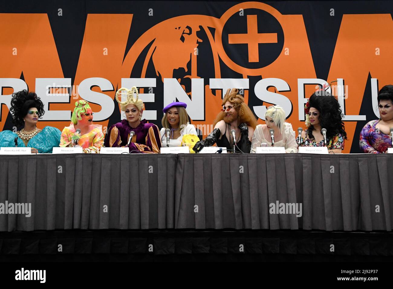 (From L) Rani Ku He Nur, Novaczar, Grag Queen, Jujubee, Betty Bitschlap ...