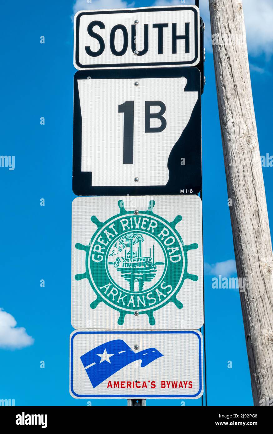 Sign great river road american scenic byway hi-res stock photography ...