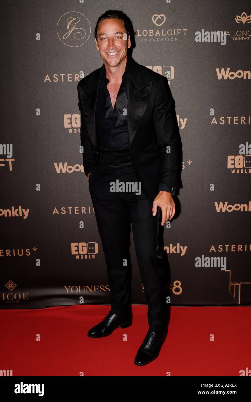 CANNES - MAY 19: Tomas Laso-Argos on the "GLOBAL GIFT GALA" Photocall ...