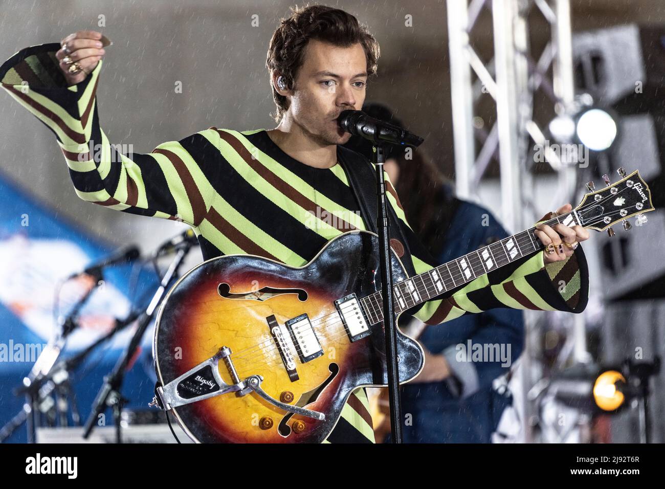 Harry Styles Singing 2022 Today Show