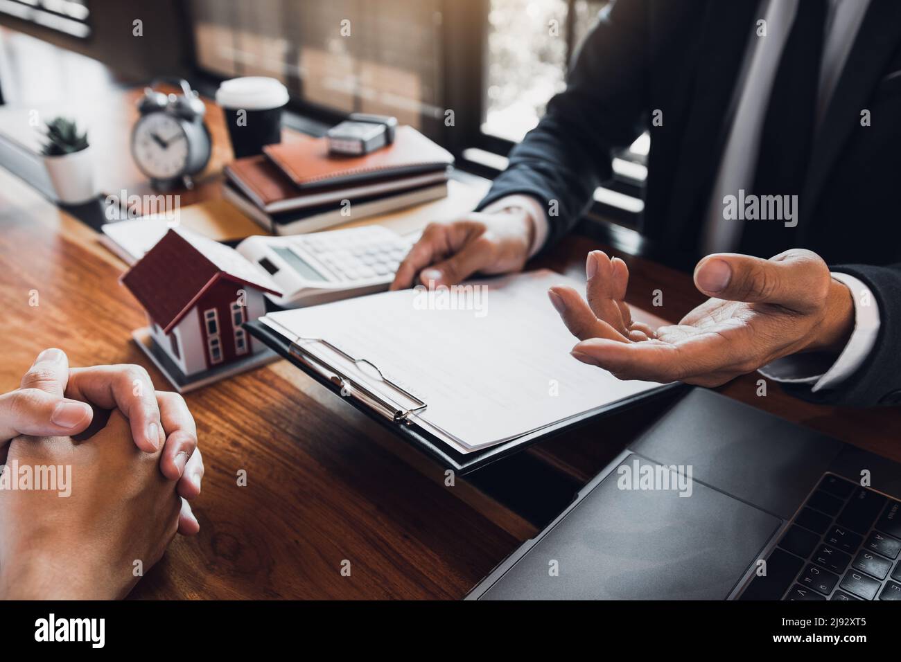 Insurance brokers are pointing to insurance contract signing and are ...