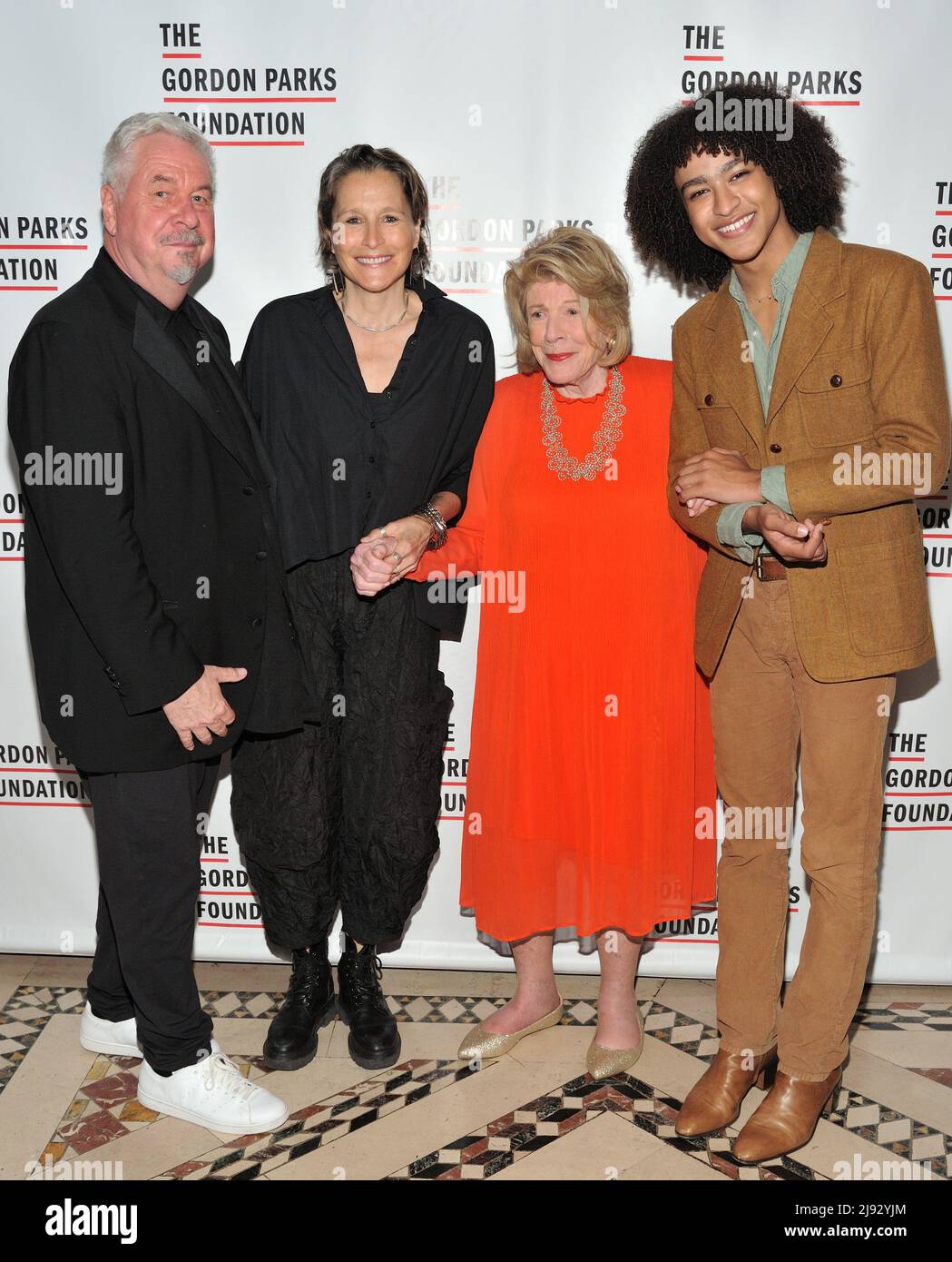 New York, US, May 19, 2022, L-R: Guest, Catherine Gund, Agnes Gund and ...