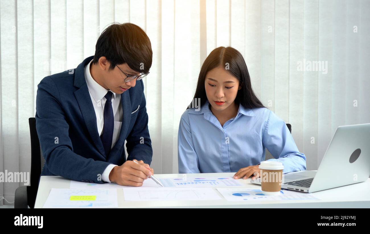 Office accounting desks hi-res stock photography and images - Alamy