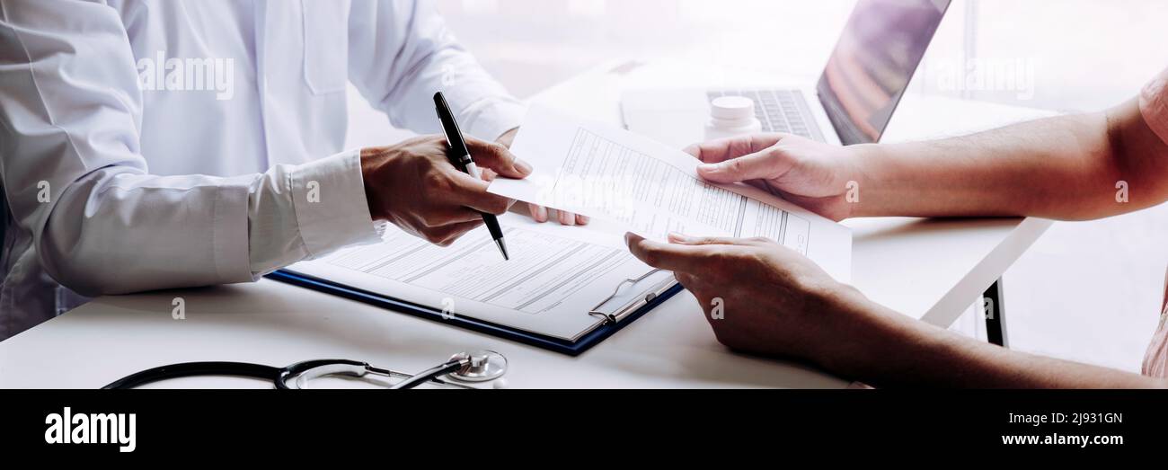 Doctors submit patient records on sticky notes and talk to patients ...