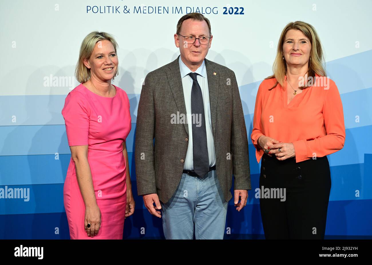Berlin, Germany. 19th May, 2022. Tina Hassel (r), Head of the ARD ...