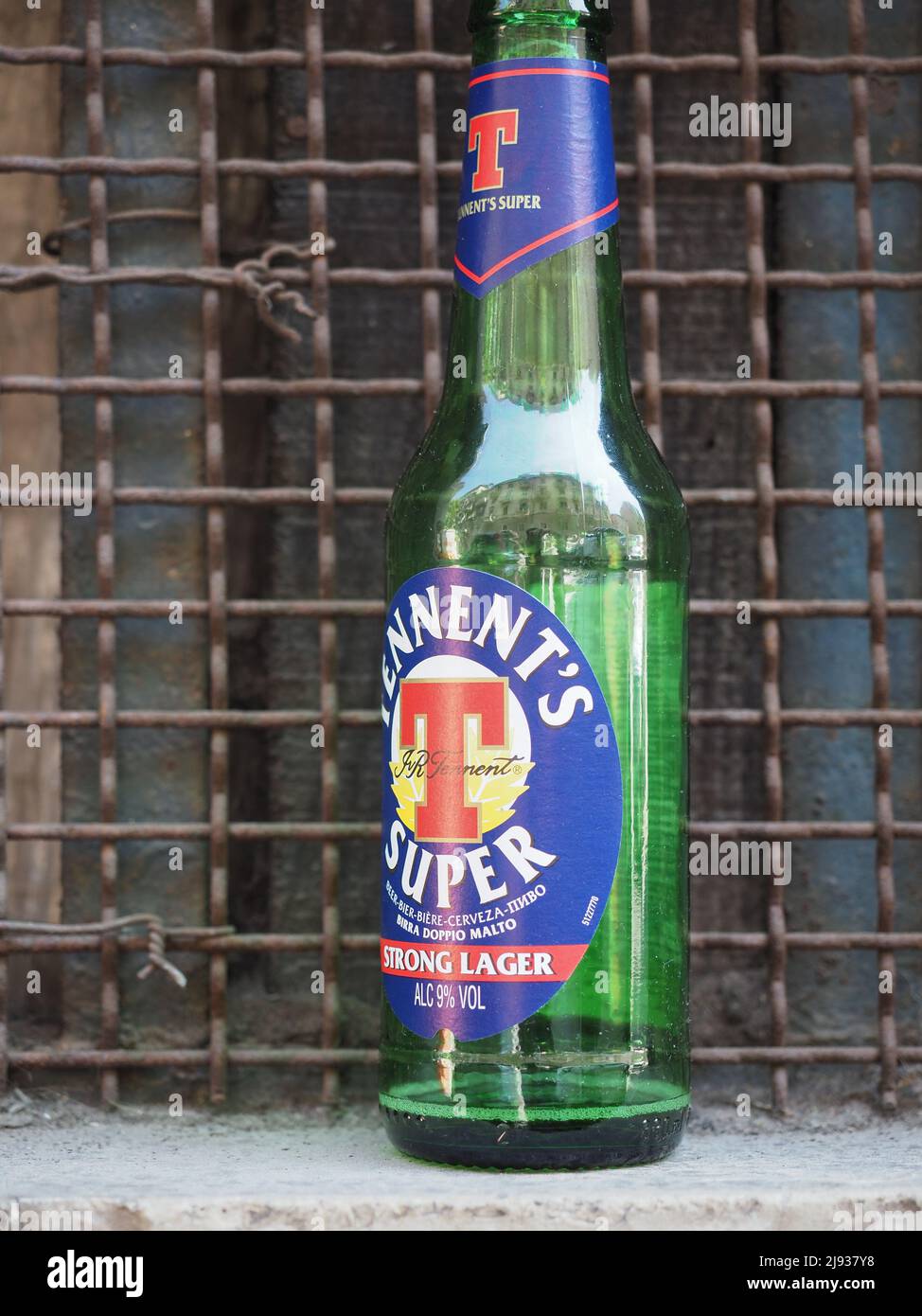 Tennent super hi-res stock photography and images - Alamy