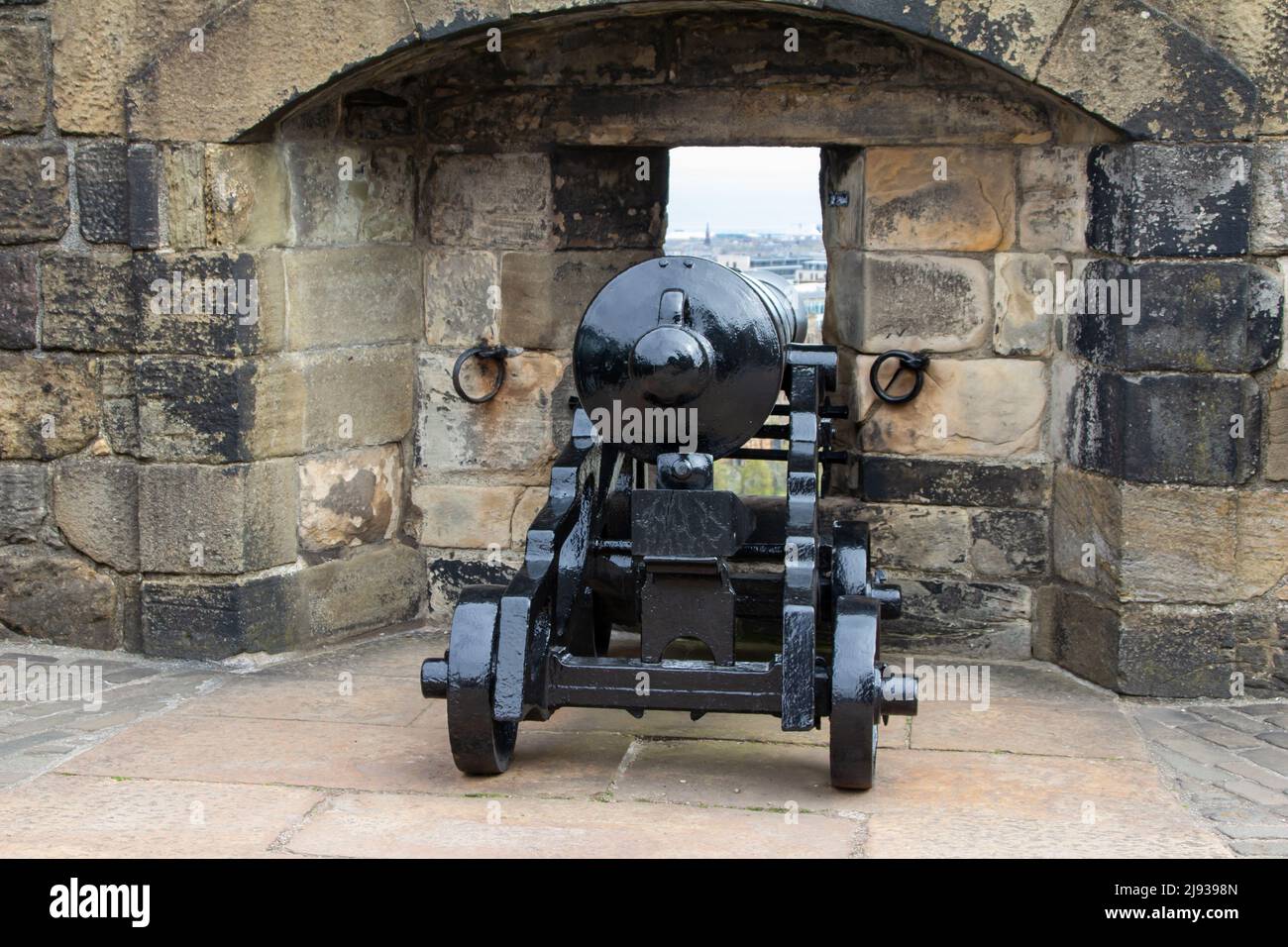Close up view of the Half Moon Battery with cannon, atop the Edinburgh ...