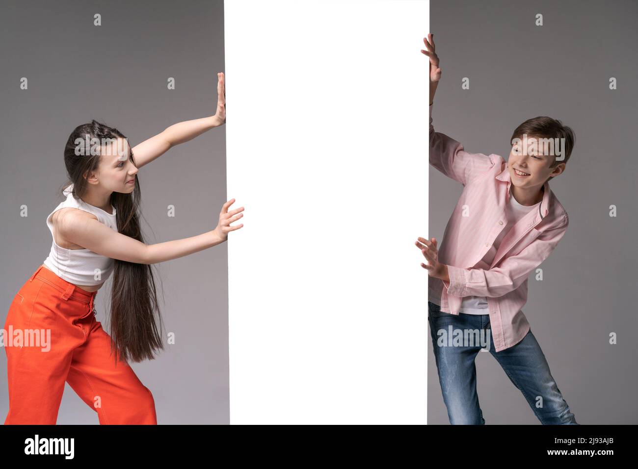 Teen boy japanese looking at camera hi-res stock photography and images ...