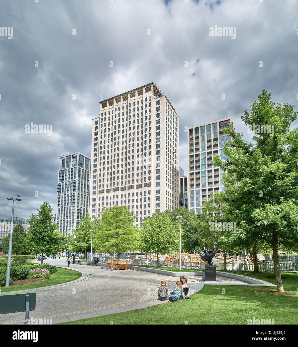 Shell Centre and Jubilee Gardens, Southbank, London, England Stock ...