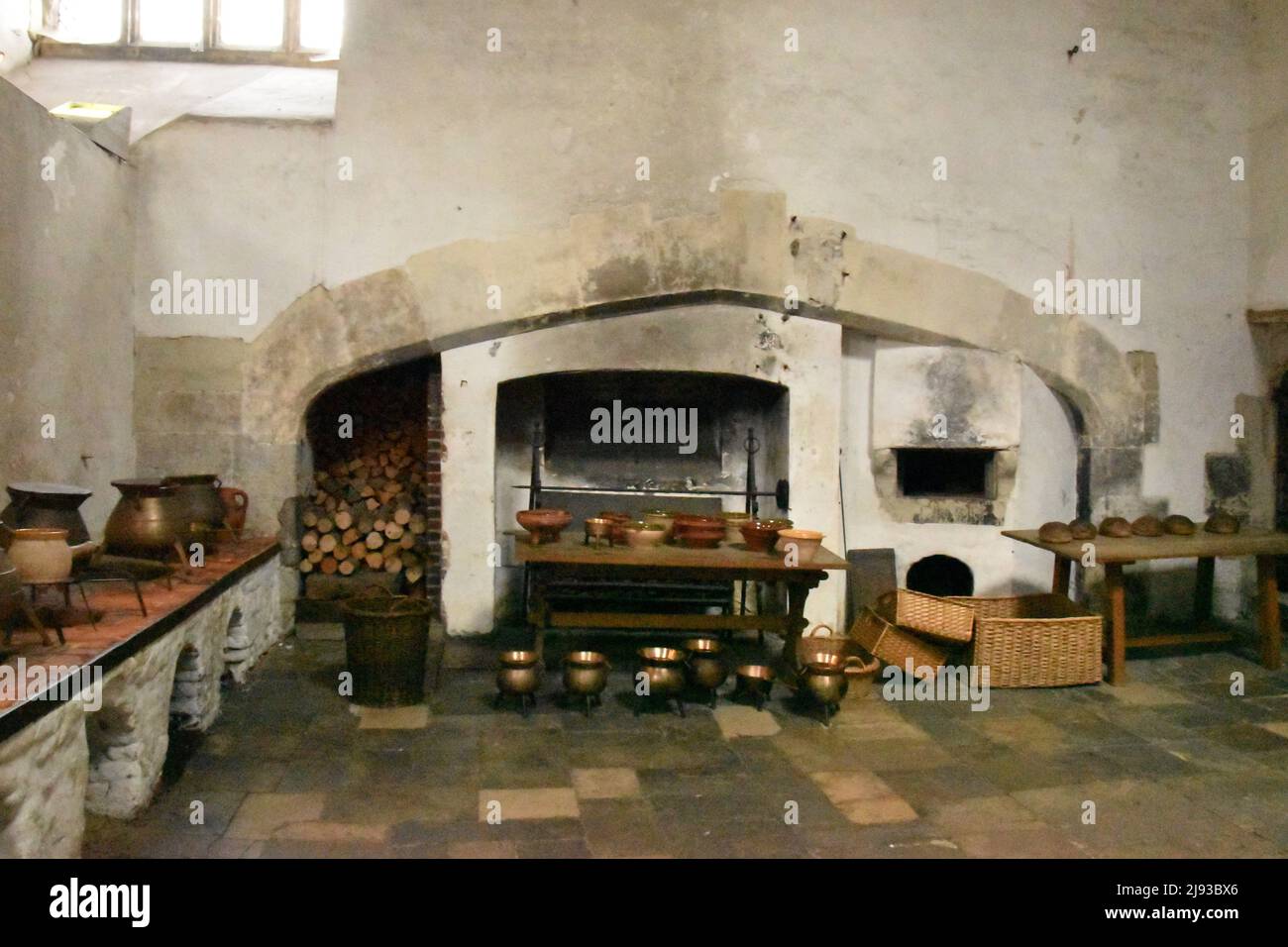 Kitchens at hampton court hi-res stock photography and images - Alamy