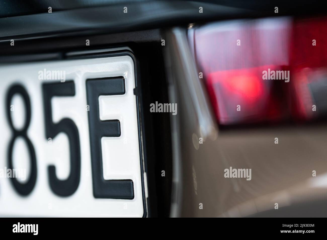 Rottweil, Germany. 19th May, 2022. The letter E is seen on the license ...