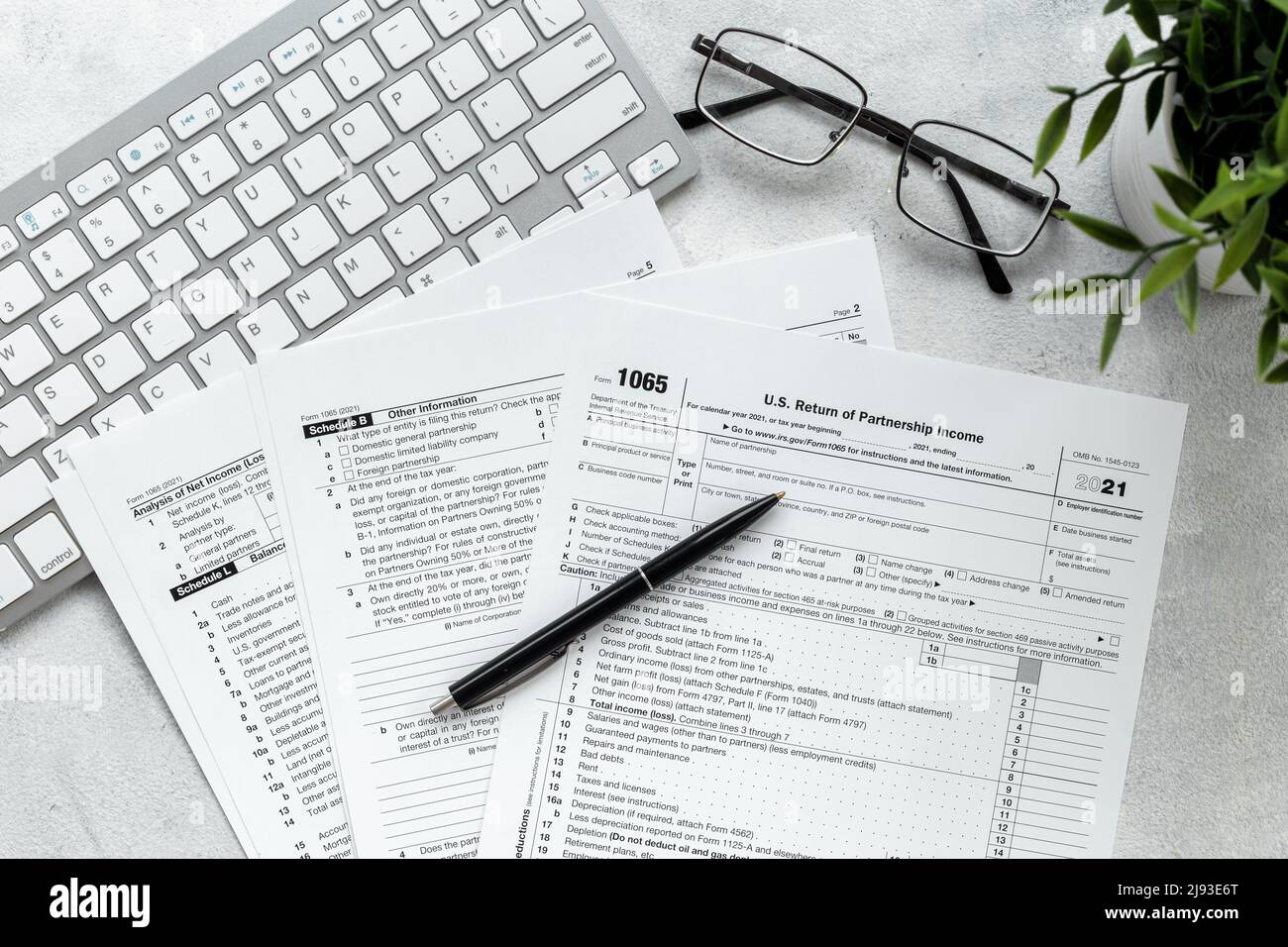 US tax form on office table desktop. Accountant culculate taxes Stock ...