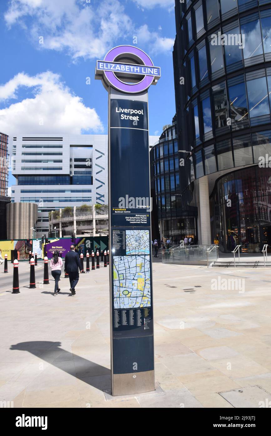 Elizabeth line 2022 map hi-res stock photography and images - Alamy