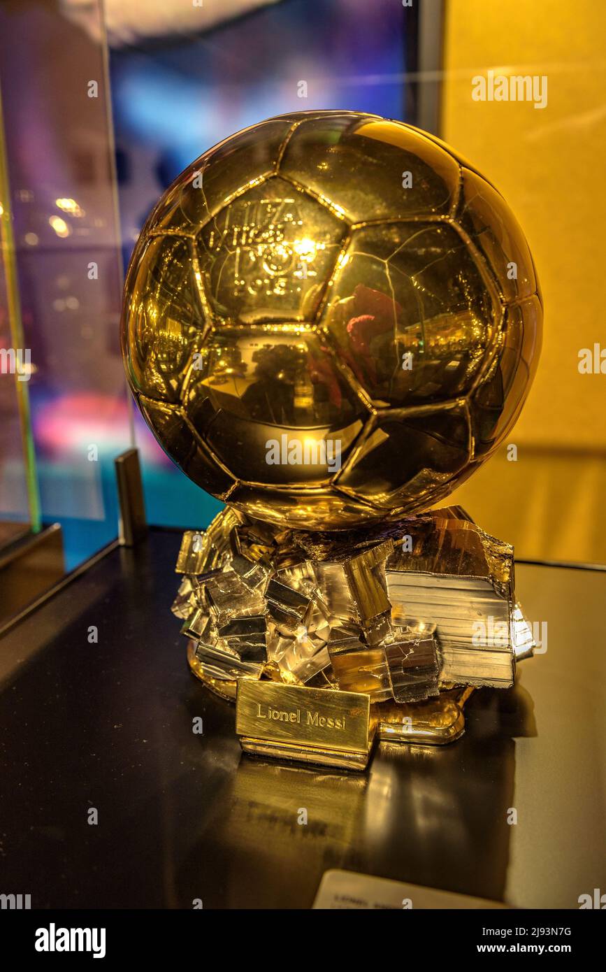 Golden Ball to the best player in the world given to Leo Messi and ...