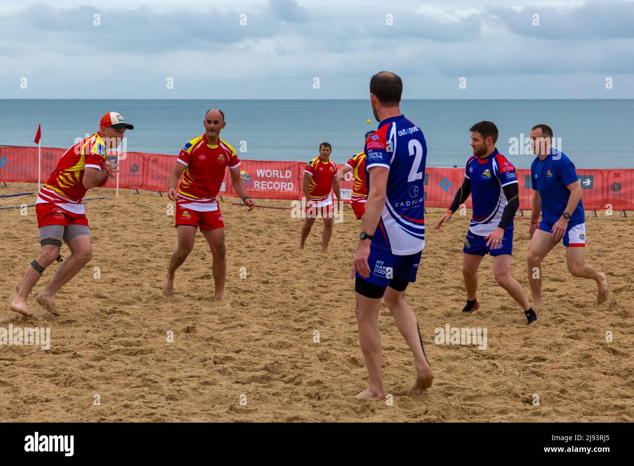 Sandbaggers marathon beach touch rugby team hi-res stock photography ...