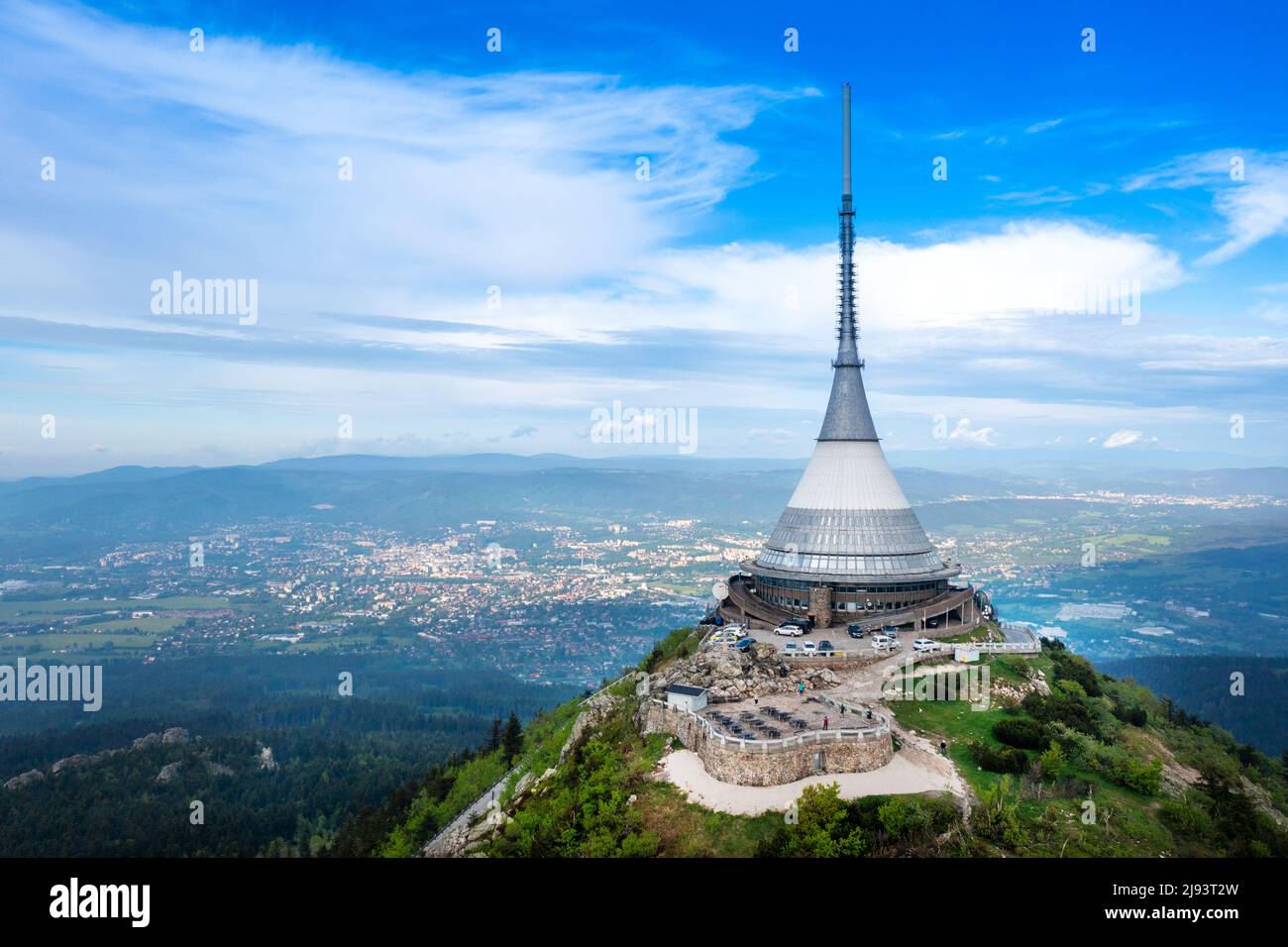 Vysilac Jested (1973, arch. K. Hubacek, 1012 m.n.m.), Jestedsky hreben ...
