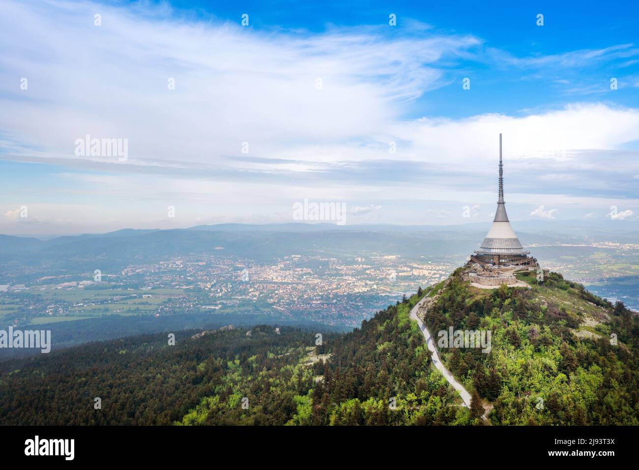 Vysilac Jested (1973, arch. K. Hubacek, 1012 m.n.m.), Jestedsky hreben ...