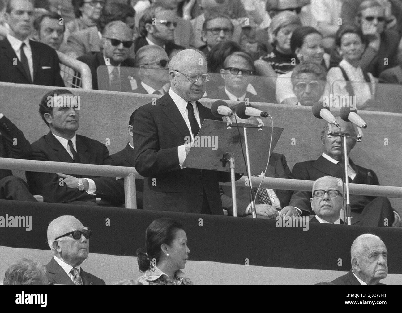 1972 summer olympics attack hi-res stock photography and images - Alamy